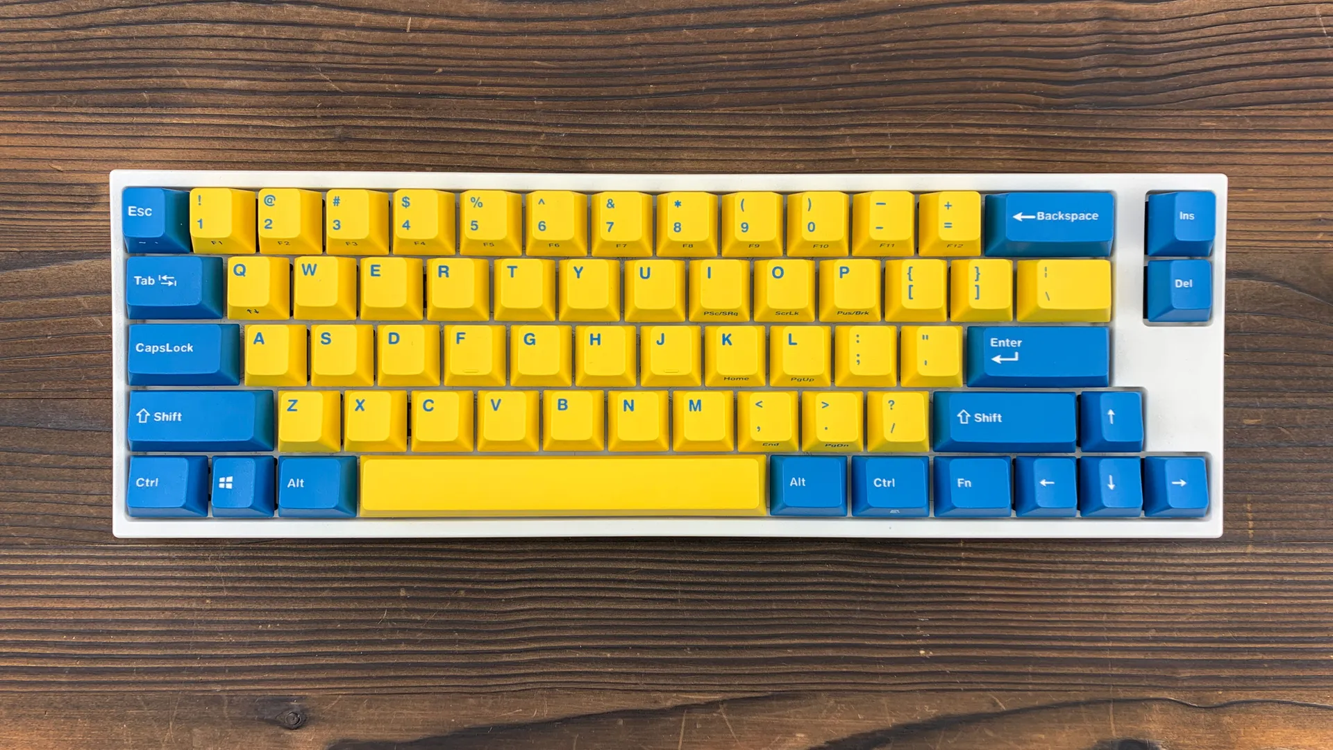 Leopold FC660M PD Yellow/Blue White Case | Mini Size 66 Keys | PBT ...
